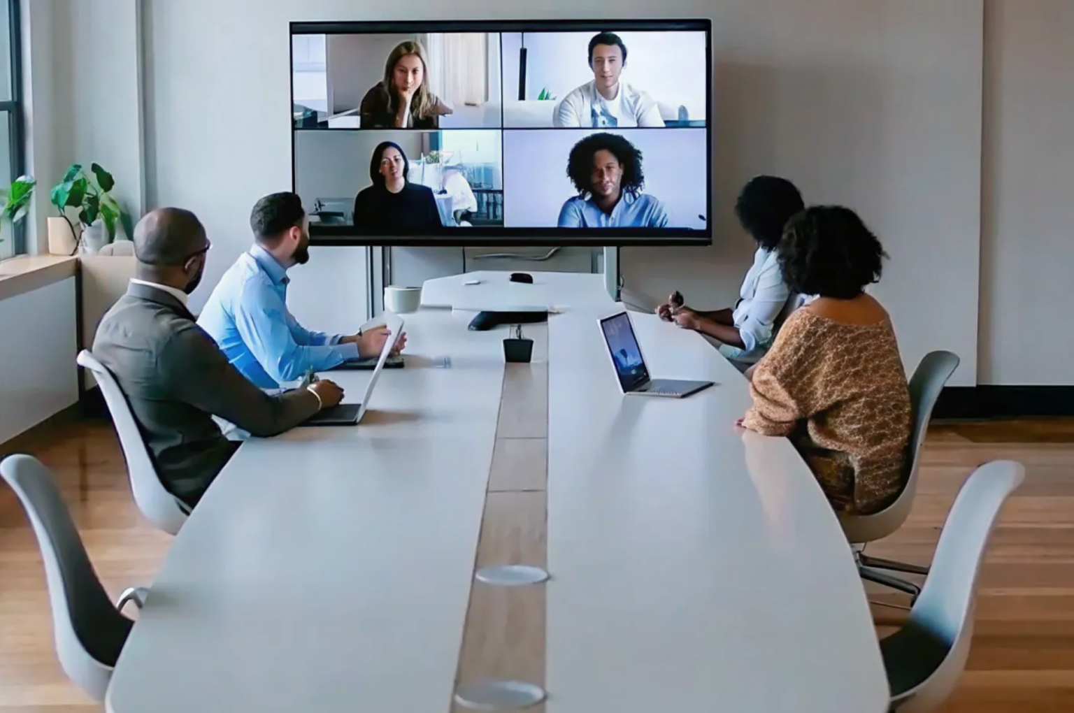 Enterprise Room Booking System for Smart Workplaces